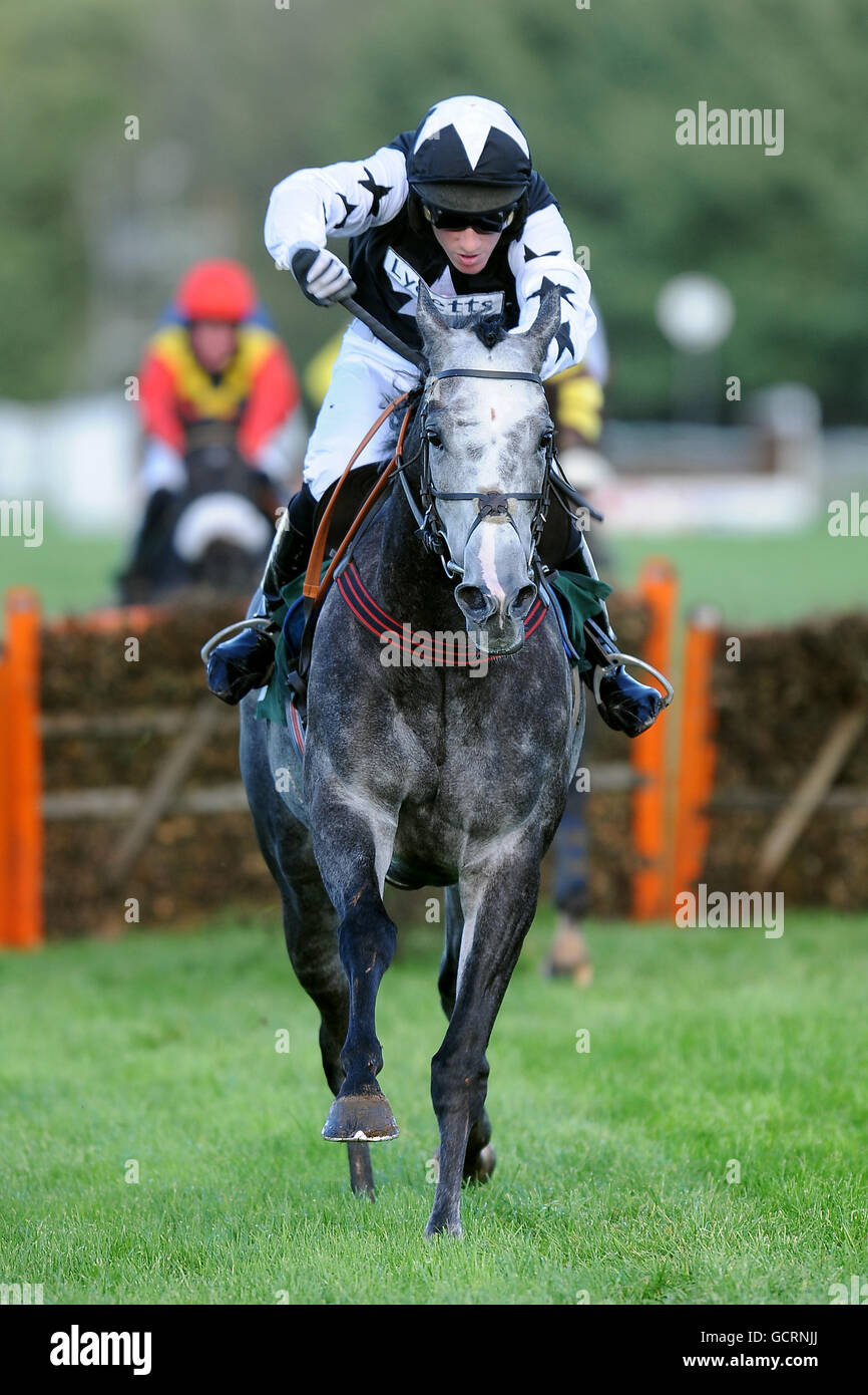 Matt crawley hi-res stock photography and images - Alamy