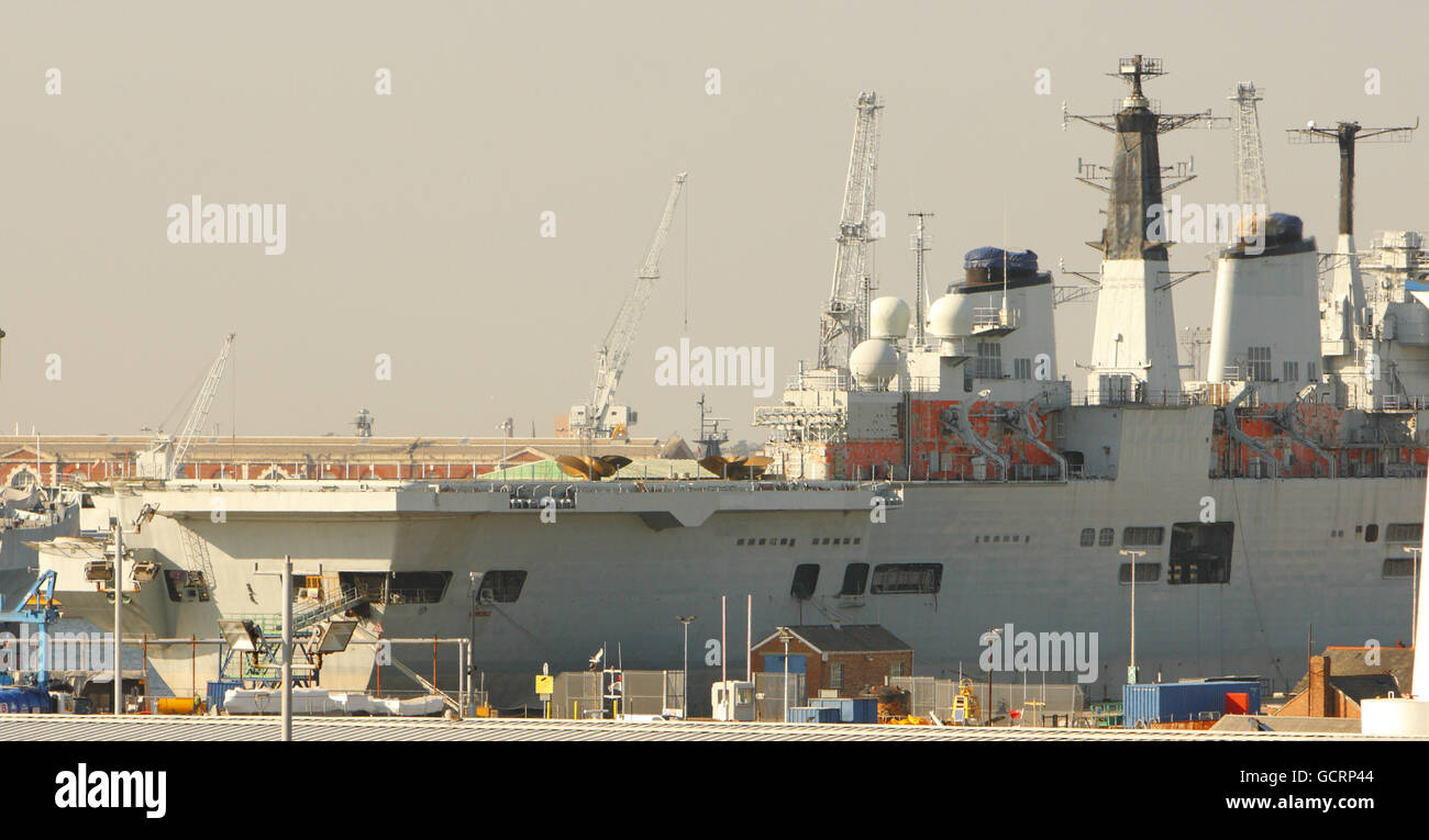 Old navy ships hi-res stock photography and images - Alamy
