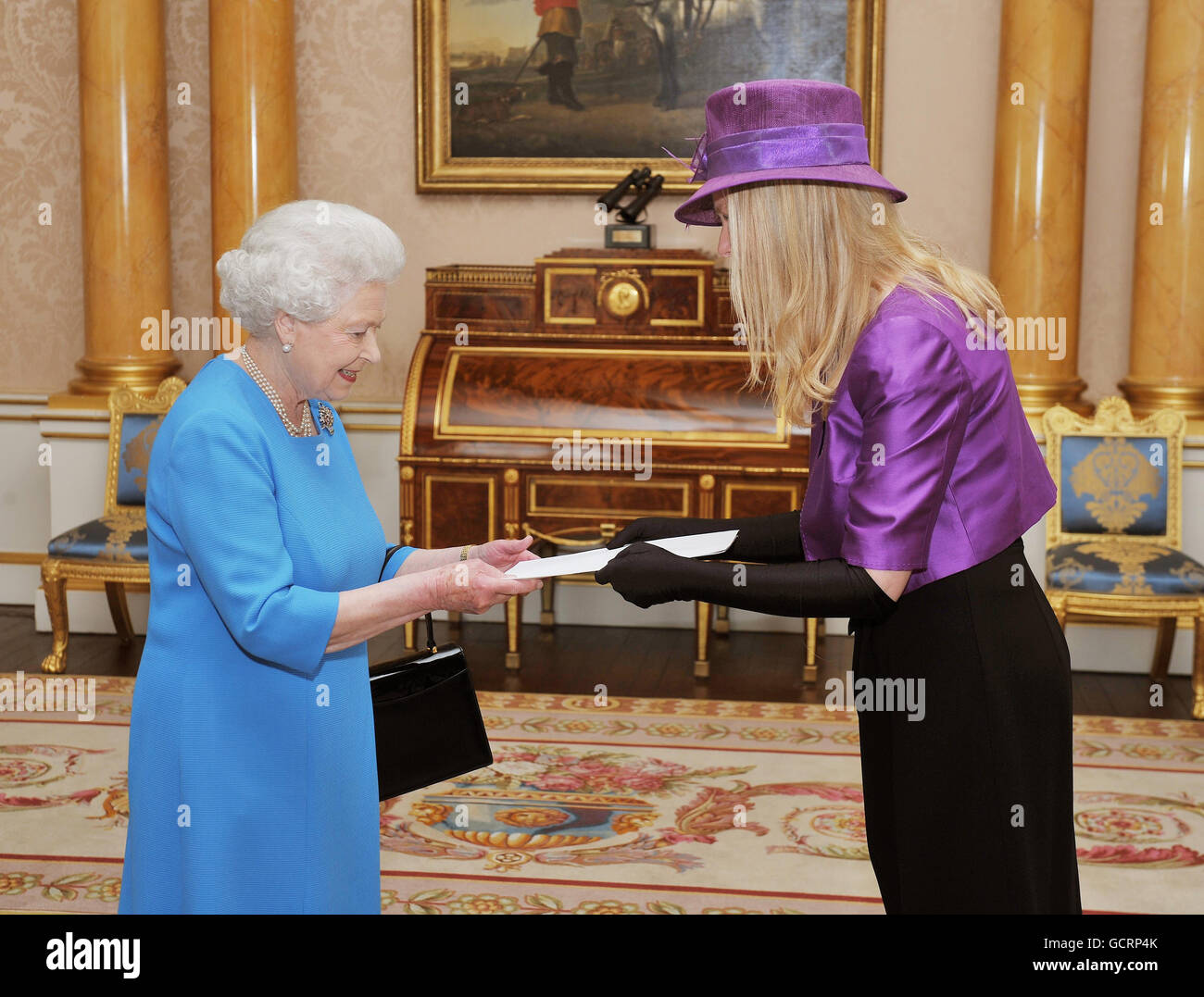 Queen Elizabeth Ii Shakes Hands High Resolution Stock Photography and ...
