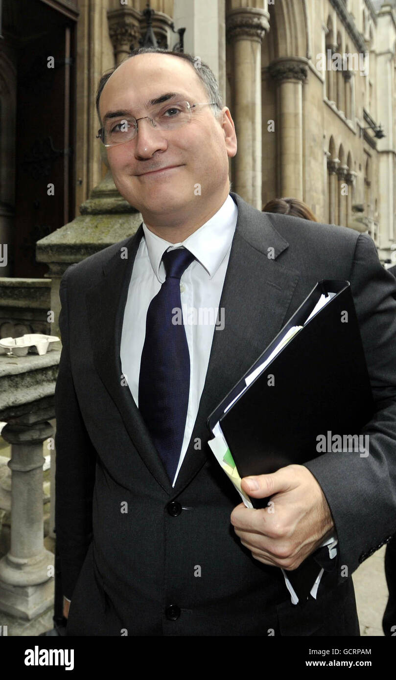 The lawyer for george gillett and tom hicks hi-res stock photography ...