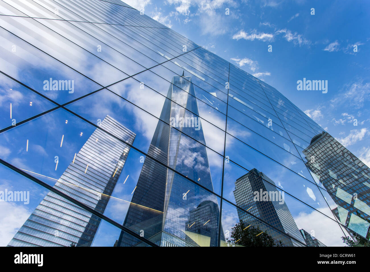 Glass tower build hi-res stock photography and images - Alamy