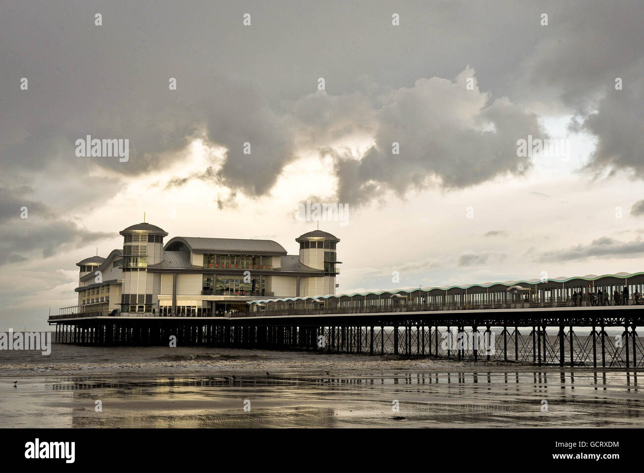 Weston's Grand Pier re-opens Stock Photo - Alamy