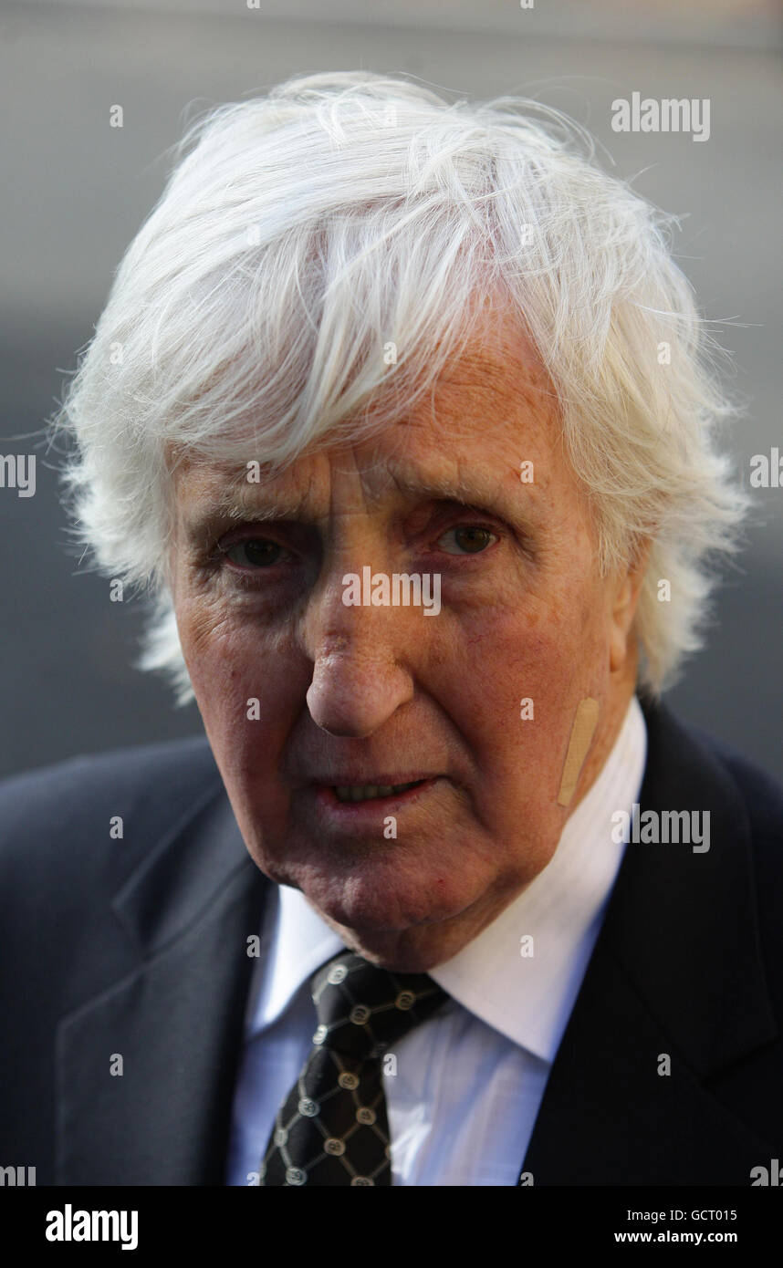 John bond malcolm allison hi-res stock photography and images - Alamy