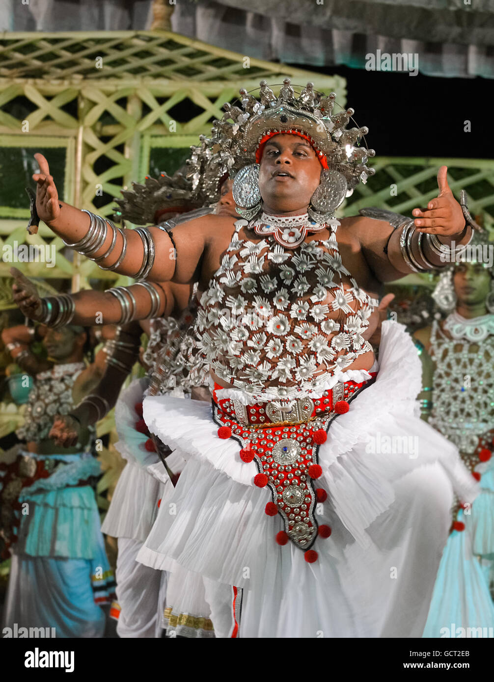 Kohomba Kankariya traditional dancing festival in Sri Lanka Stock Photo ...