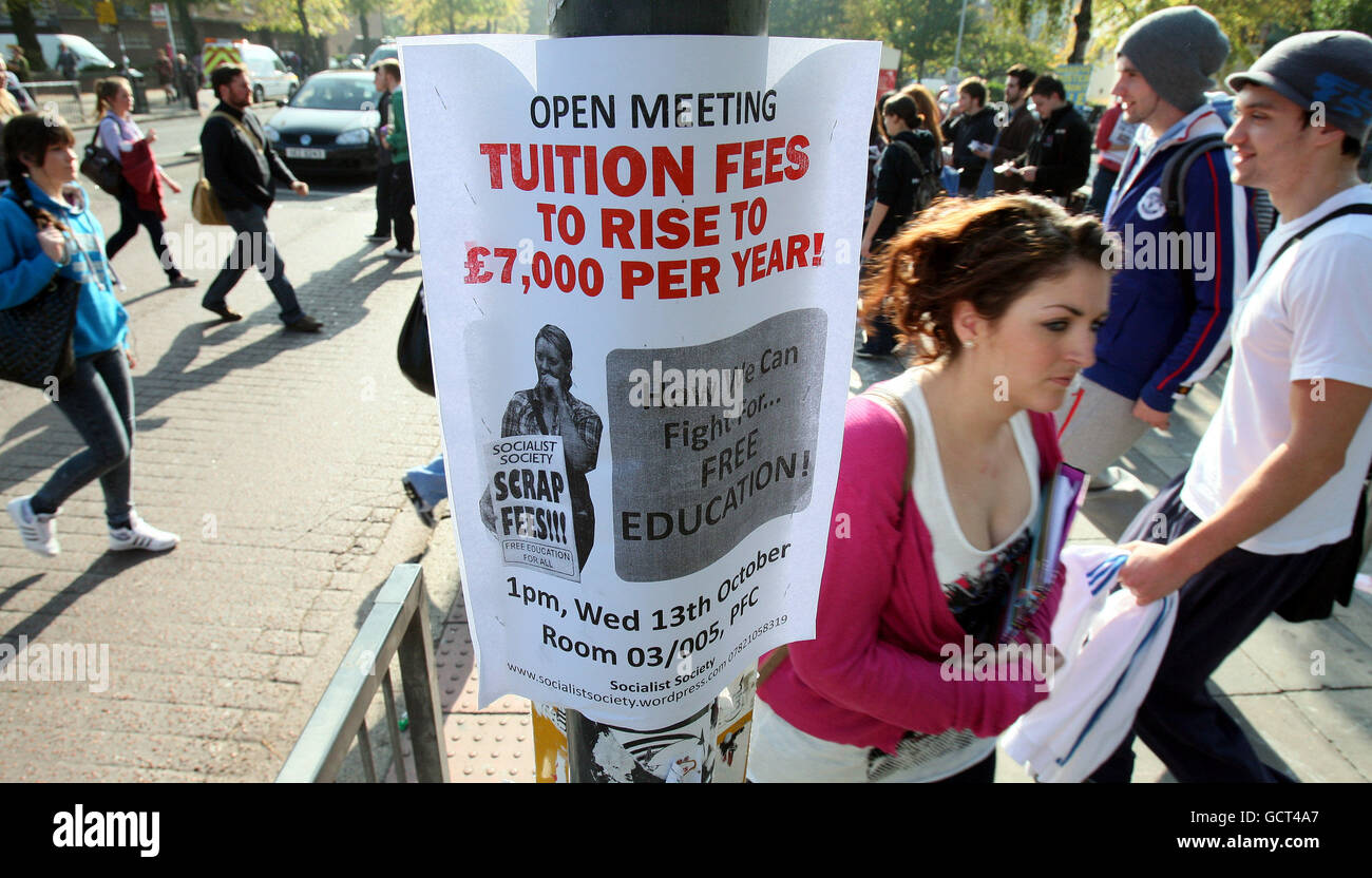 Posters against increase student fees hi-res stock photography and ...