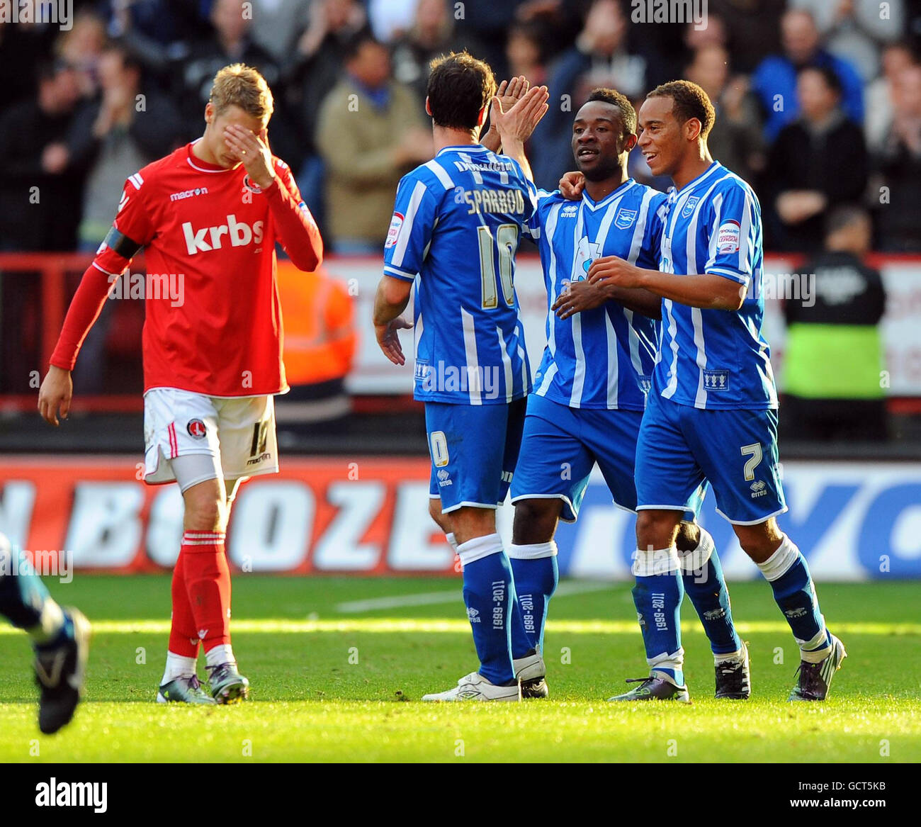 Football soccer charlton full length celebrating mangsm datacoapplies ...