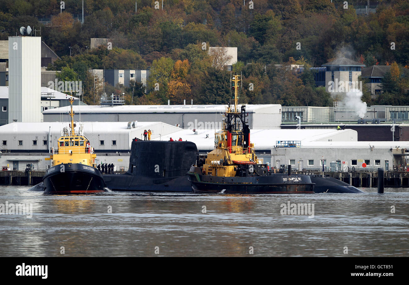 Hms astute hi-res stock photography and images - Alamy