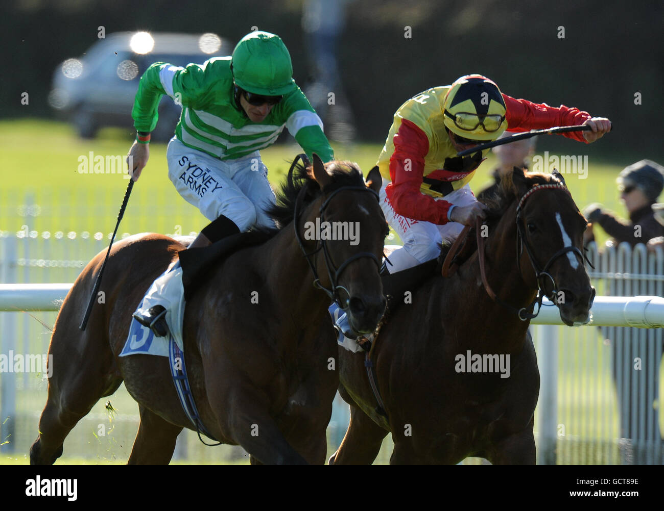 Horse Racing - Leicester Racecourse Stock Photo - Alamy