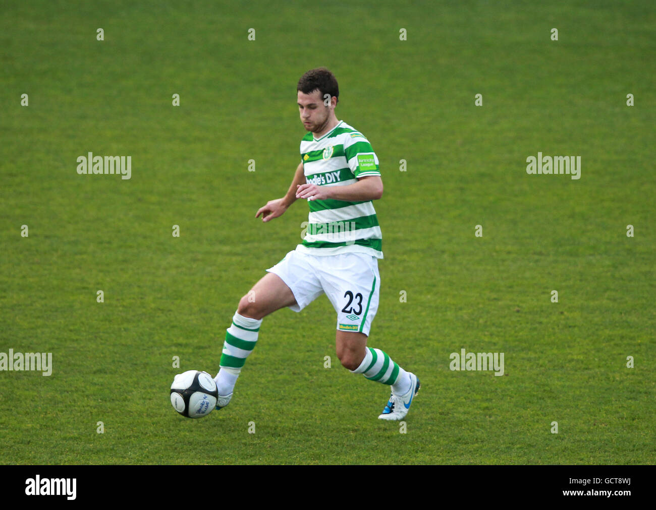 Shamrock arms hi-res stock photography and images - Alamy