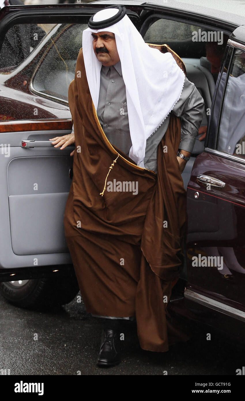 The Emir of Qatar Sheik Hamad bin Khalifa Al-Thani, arrives in Windsor ...
