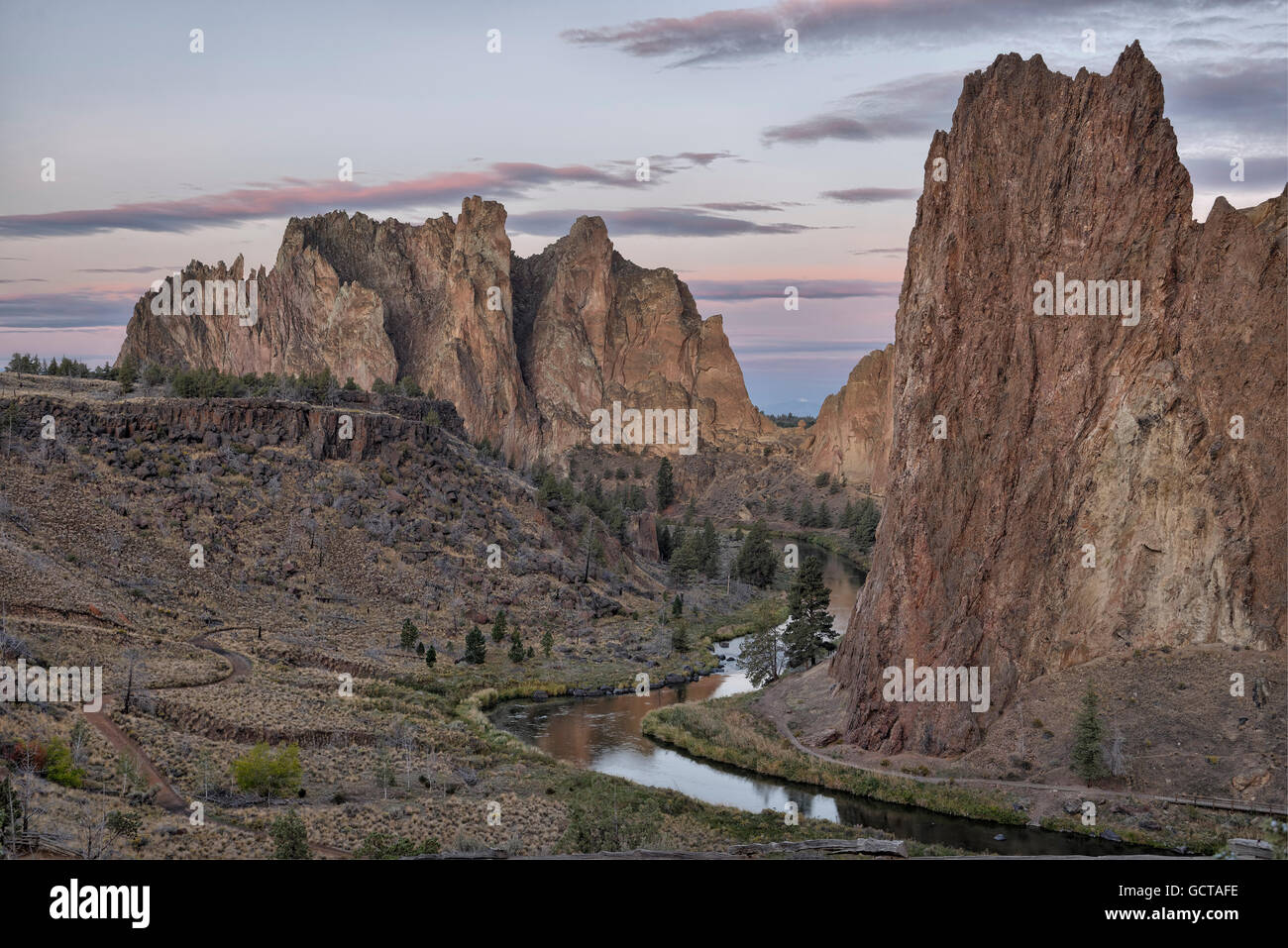 The Smith Rock area is made up of layers of recent basalt flows ...