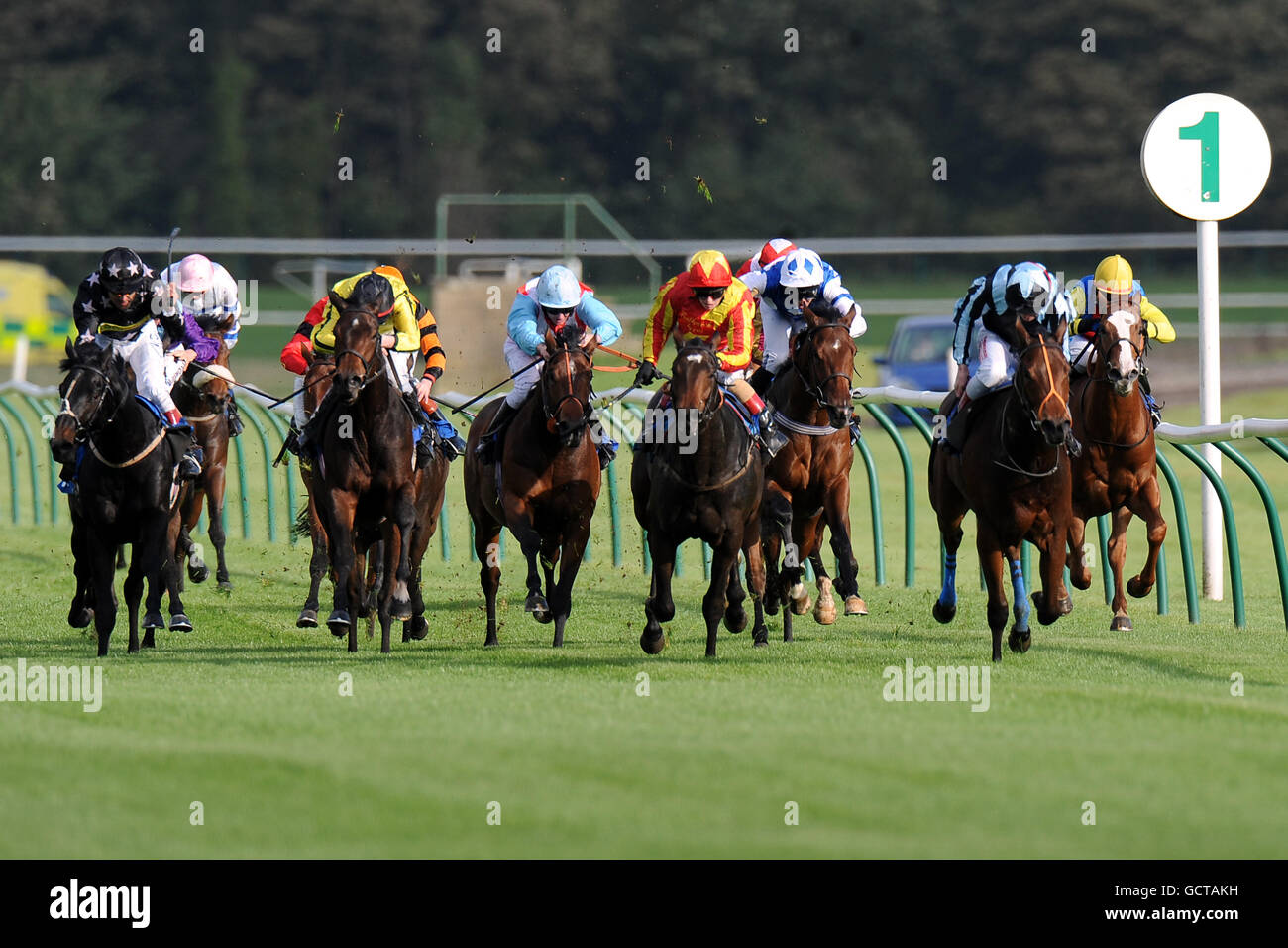 Horse Racing - Nottingham Racecourse Stock Photo - Alamy