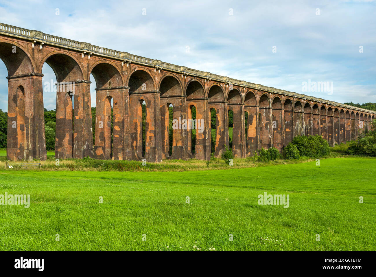 Viaduct Train Sussex Stock Photos & Viaduct Train Sussex Stock Images ...