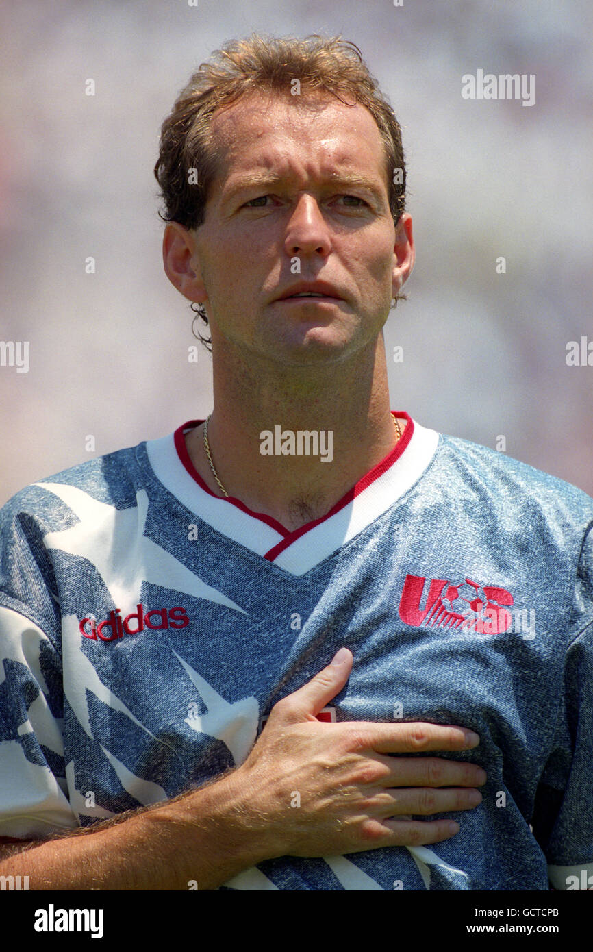 Romania 1994 football hi-res stock photography and images - Alamy