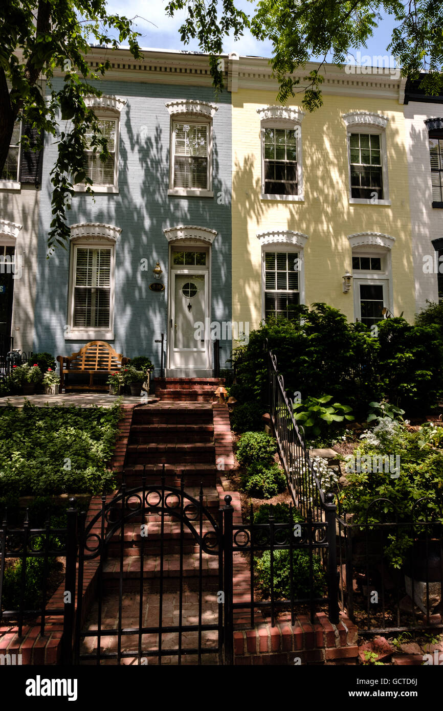 Row houses rowhouse row house hi-res stock photography and images - Alamy