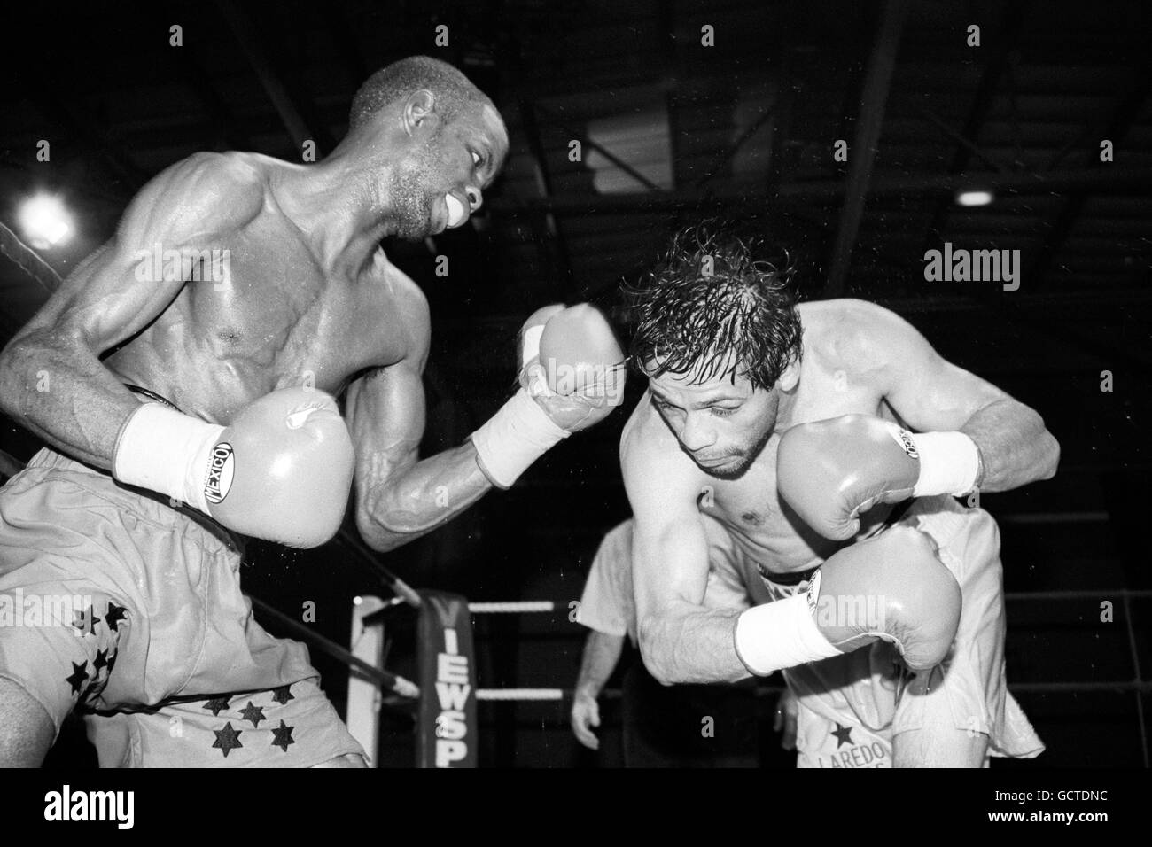 Boxing - WBO Bantamweight Title - Duke McKenzie v Gaby Canizales ...