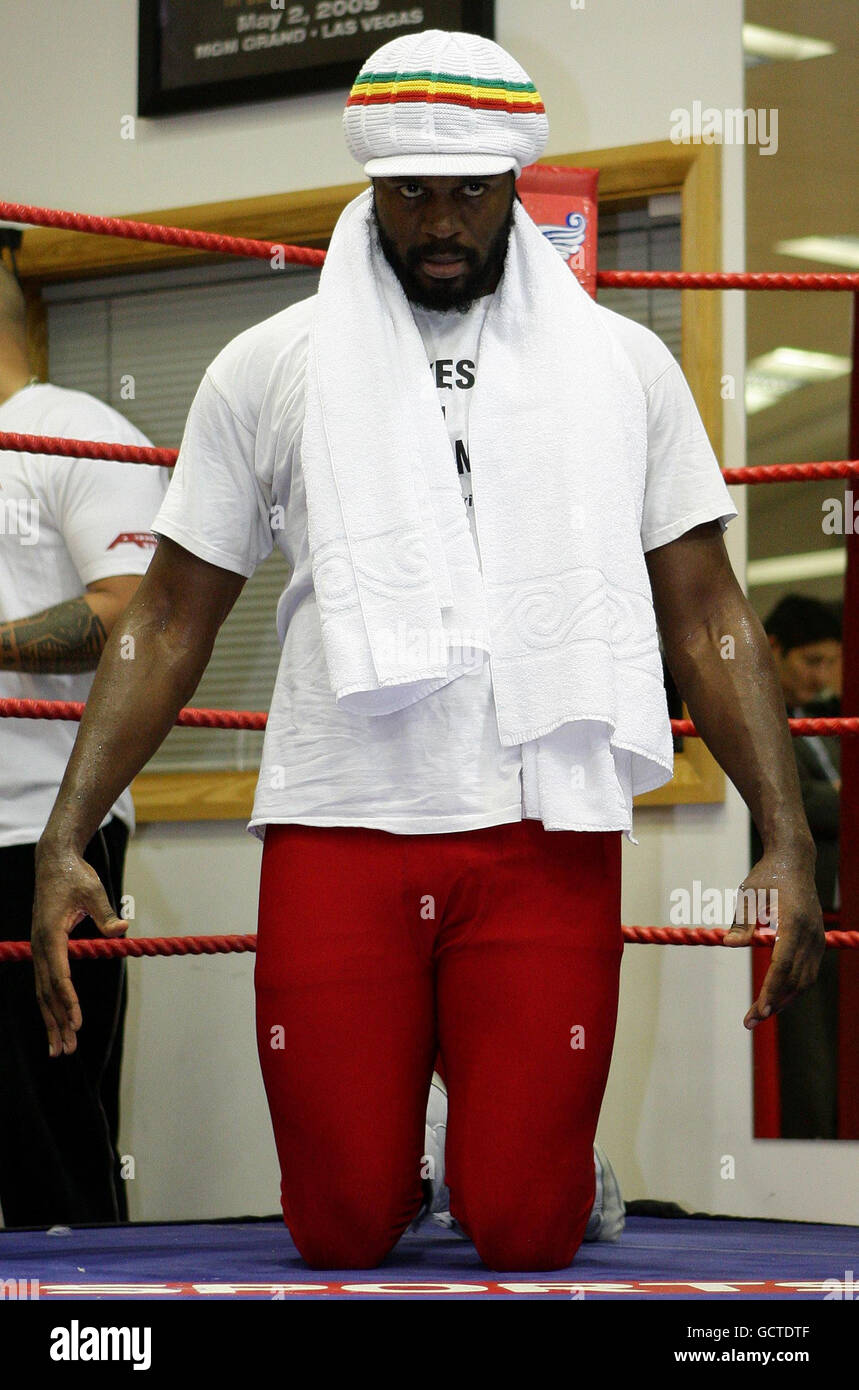 Boxing - WBA World Heavyweight Championship - David Haye v Audley ...