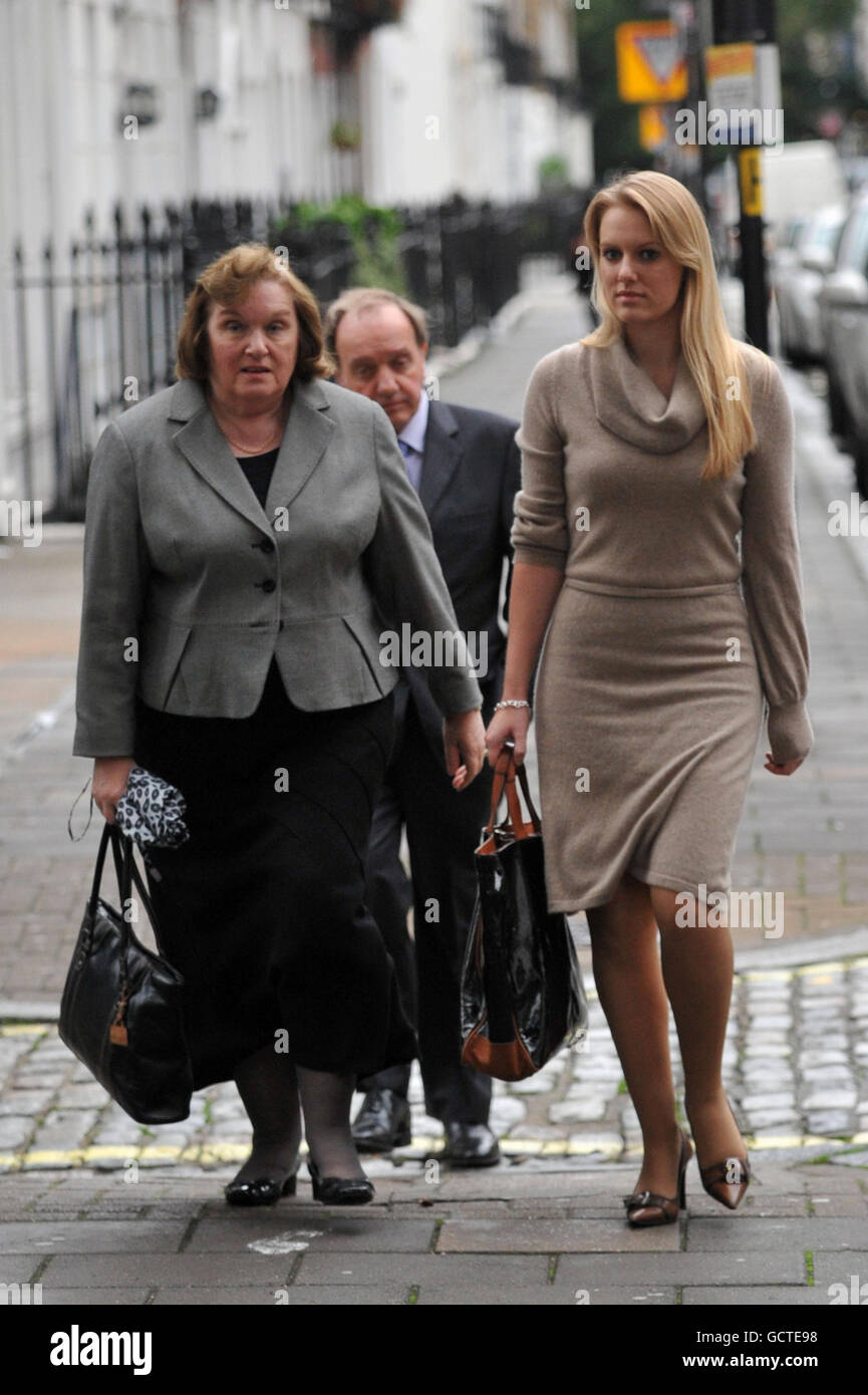Parents Rosemary and Rodney Saunders and their daughter Charlotte ...