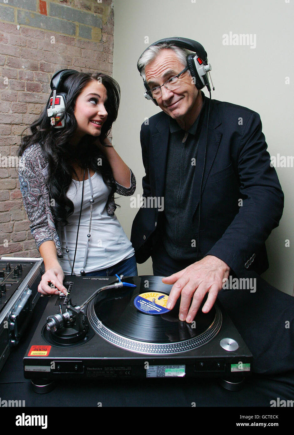 Actor Larry Lamb gets a crash course in DJ mixing from N-Dubz singer ...