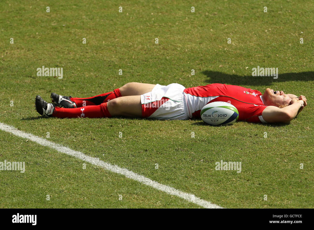 Try against tonga hi-res stock photography and images - Alamy