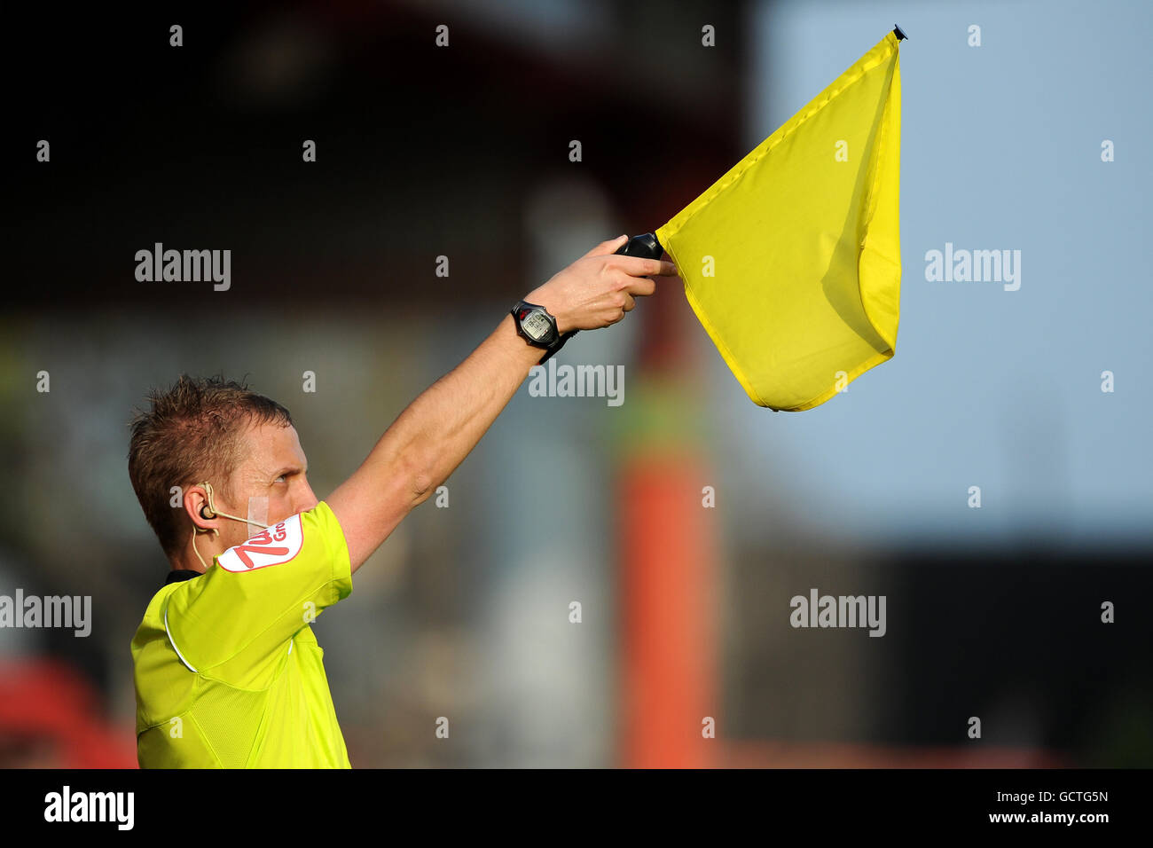 Football referee flag hi-res stock photography and images - Alamy