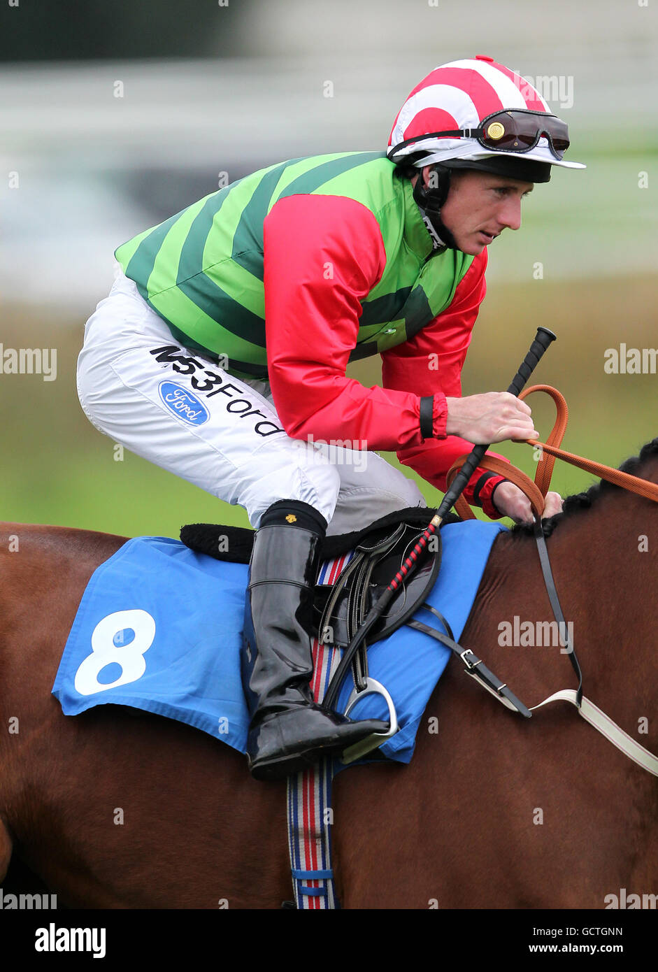 Racing handicap nottingham racecourse hi-res stock photography and ...