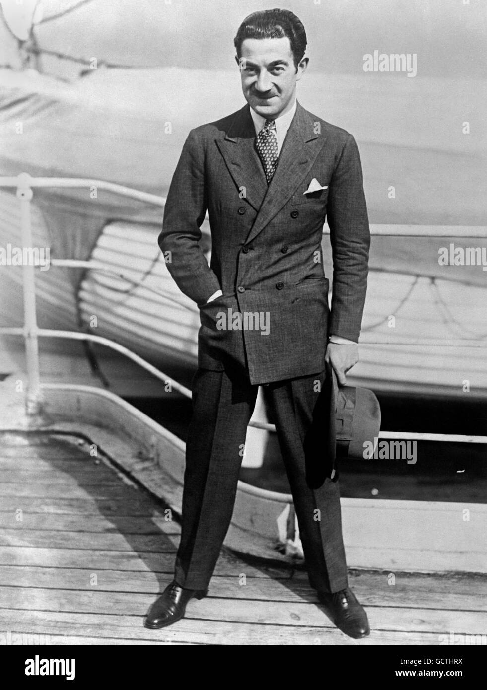 Michael arlen hi-res stock photography and images - Alamy