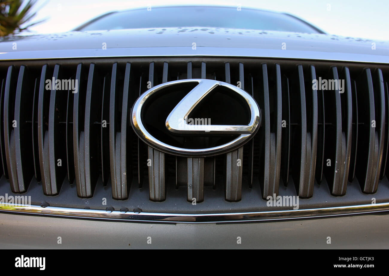 Car recall hi-res stock photography and images - Alamy