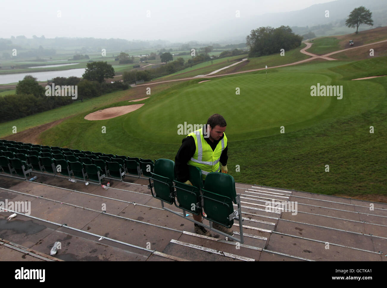 Ten seats hi-res stock photography and images - Alamy