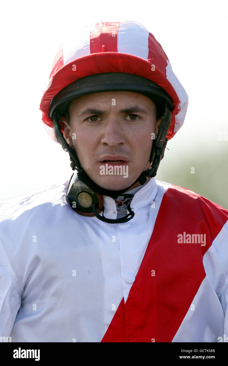 Jamie mackay jockey hi-res stock photography and images - Alamy