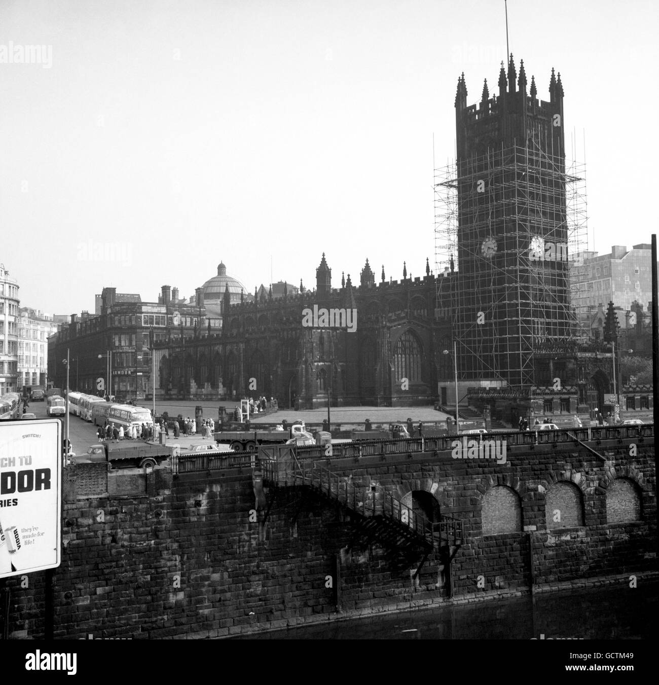 Buildings and Landmarks - Manchester Cathedral Stock Photo - Alamy