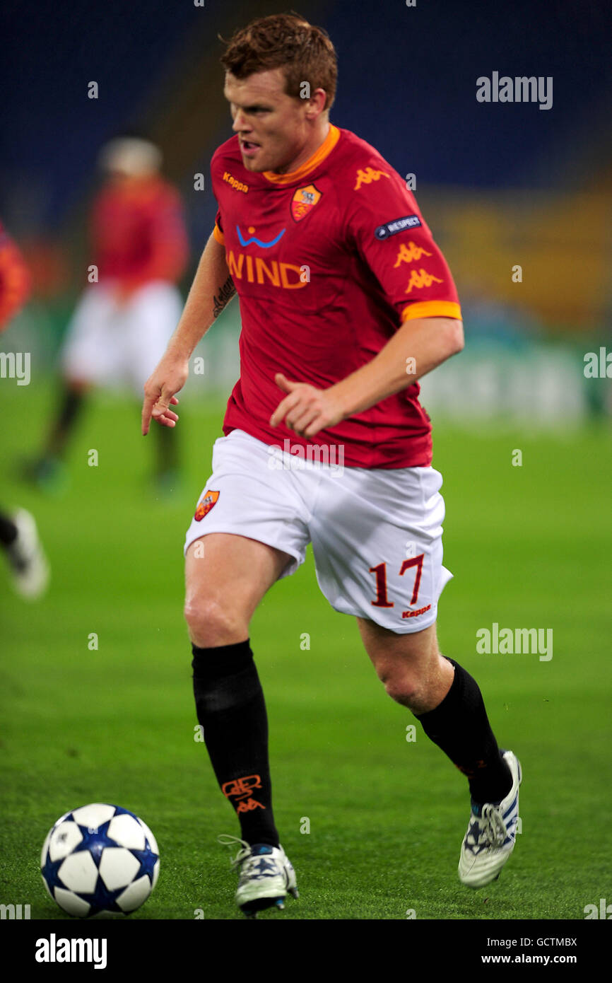 John arne riise roma hi-res stock photography and images - Alamy