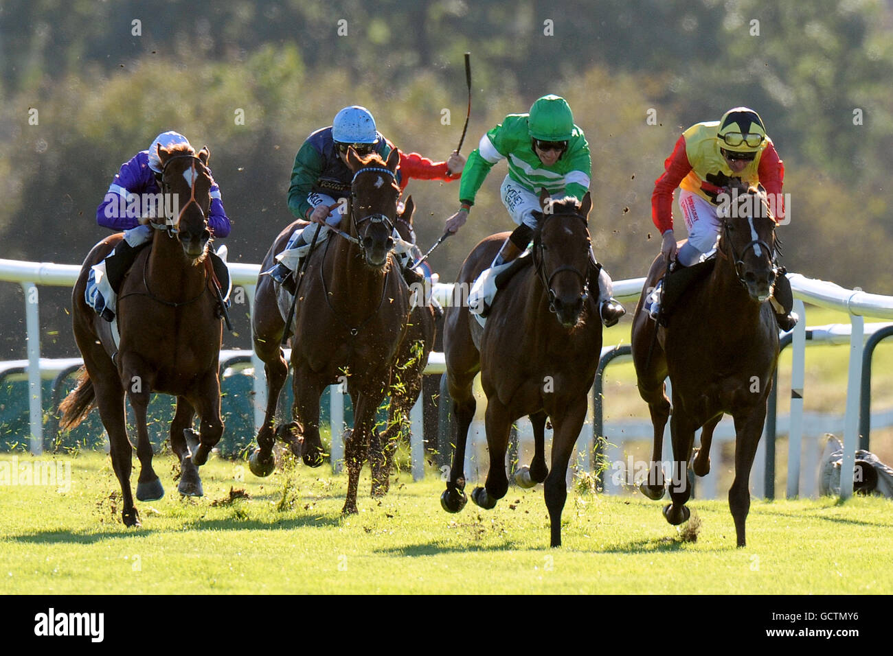 Horse Racing - Leicester Racecourse Stock Photo - Alamy
