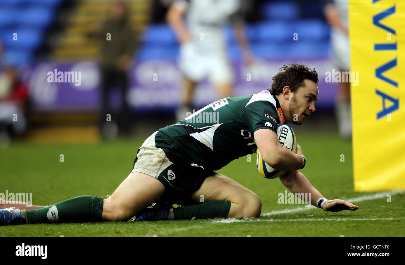 London Irish's Ryan Lamb scores the first try during the Aviva ...