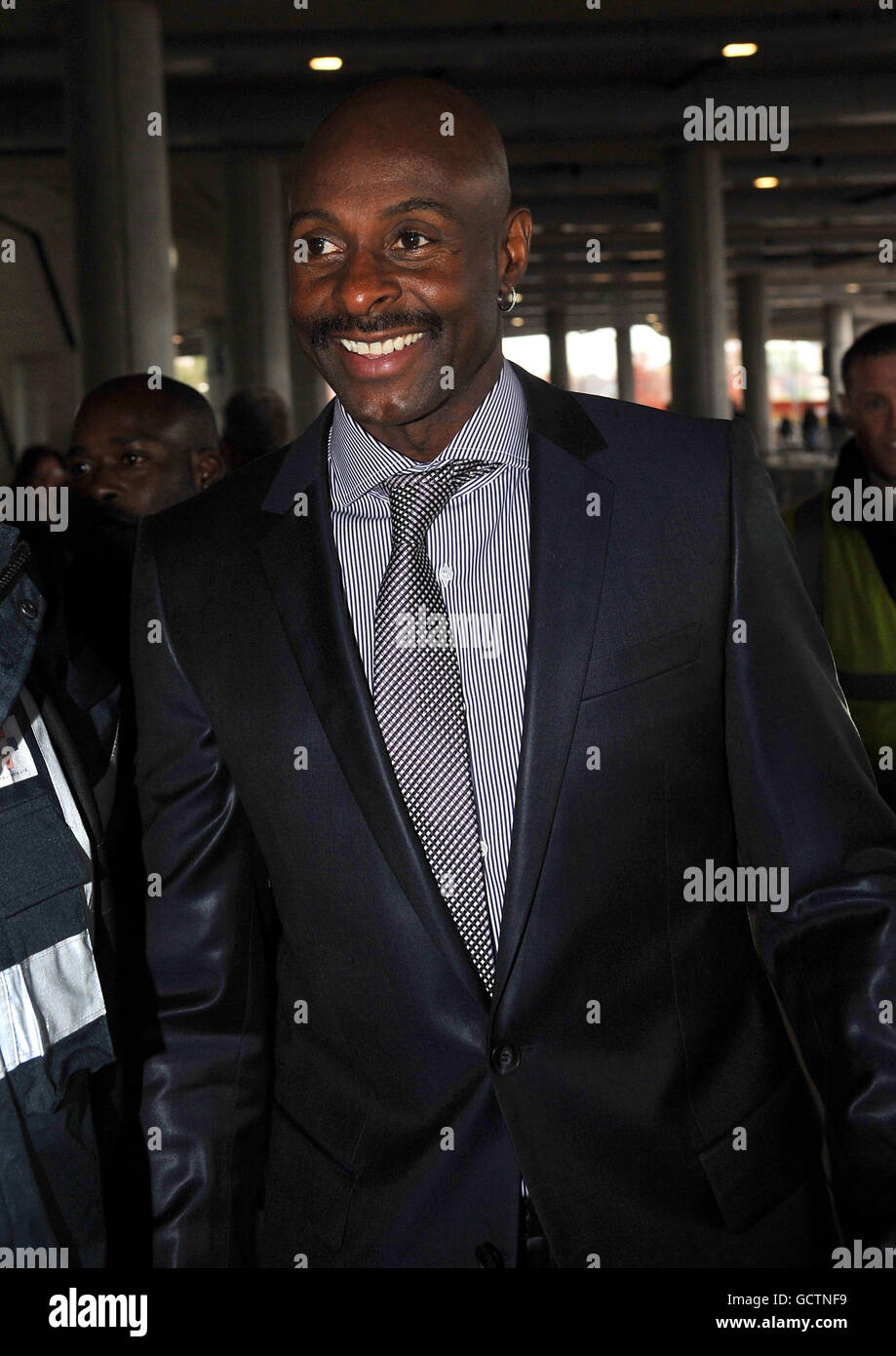 Jerry rice nfl 49ers hi-res stock photography and images - Alamy