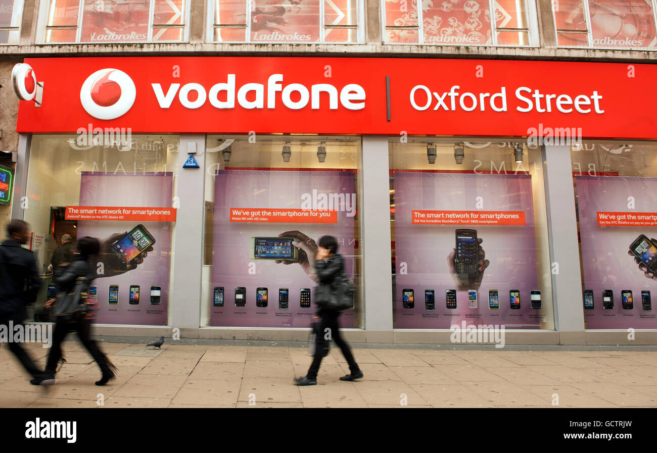 New Vodafone Signage Stock Photo - Alamy