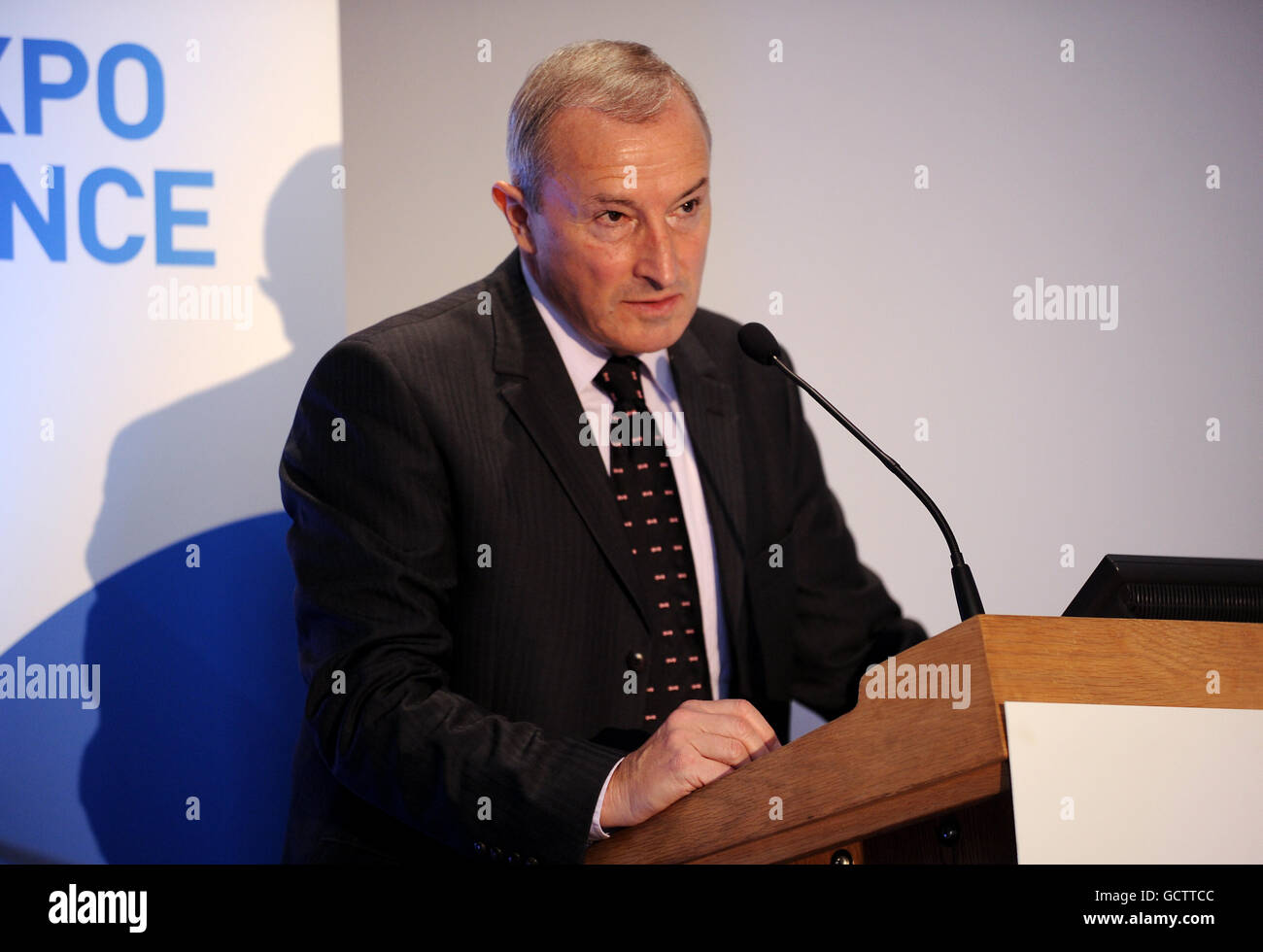 Presenter Jim Rosenthal facilitates a talk by Damian Hopley (not ...