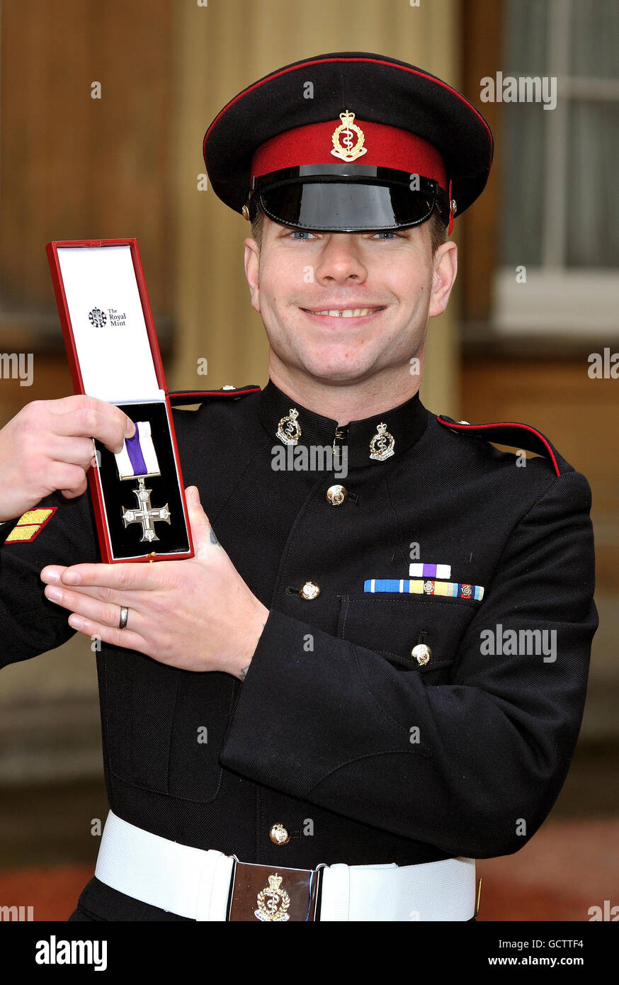 Lance corporal daniel fletcher holds his military cross hi-res stock ...