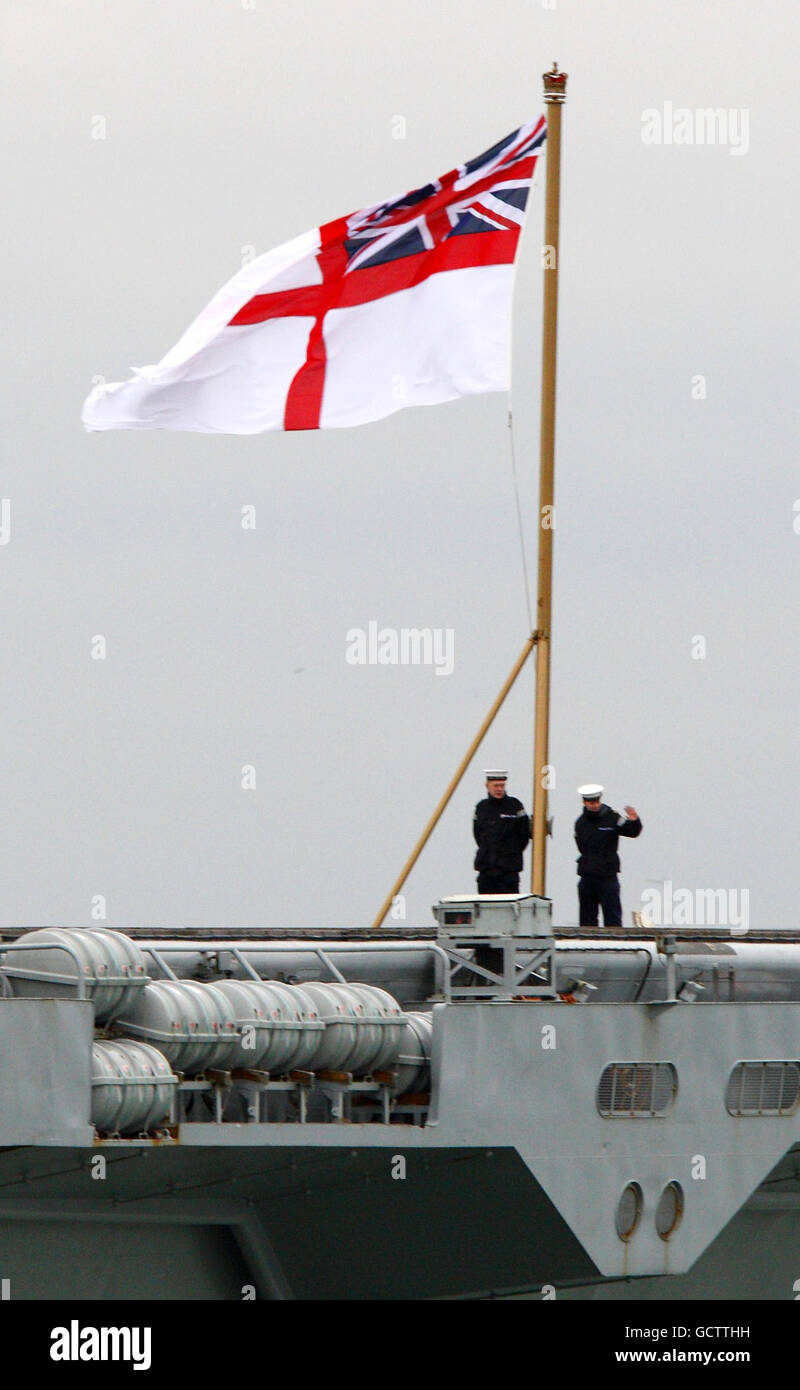 Ark royal leaves hi-res stock photography and images - Alamy