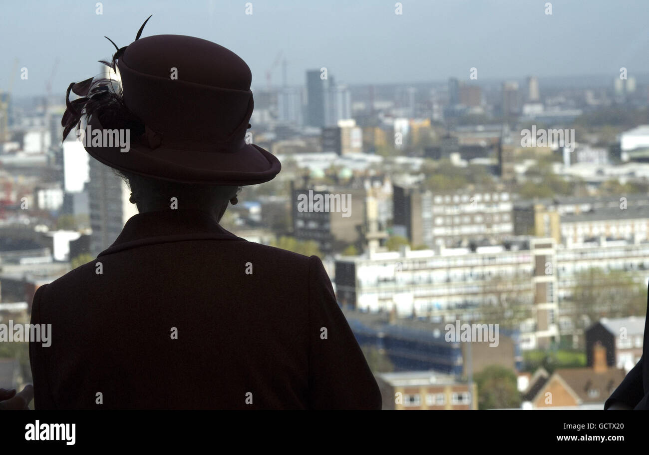 The Queen opens the new KPMG building in London Stock Photo - Alamy