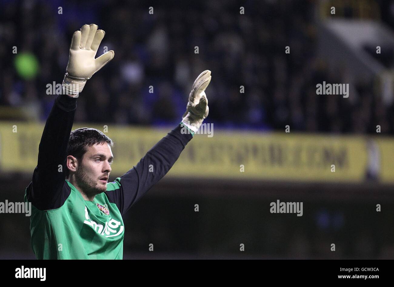 Sunderland goalkeeper celebrates end game hi-res stock photography and ...
