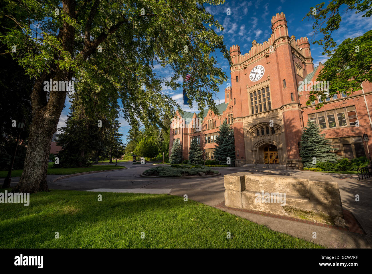 University Administration building and park in morning sunlight Stock ...