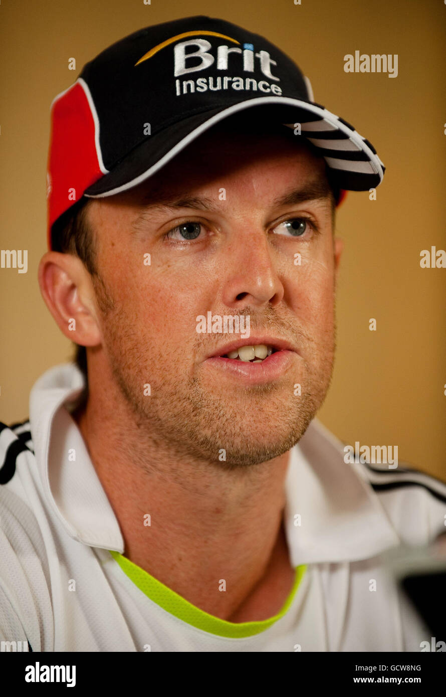 Cricket - England Press Conference - Team Hotel - Brisbane Stock Photo ...