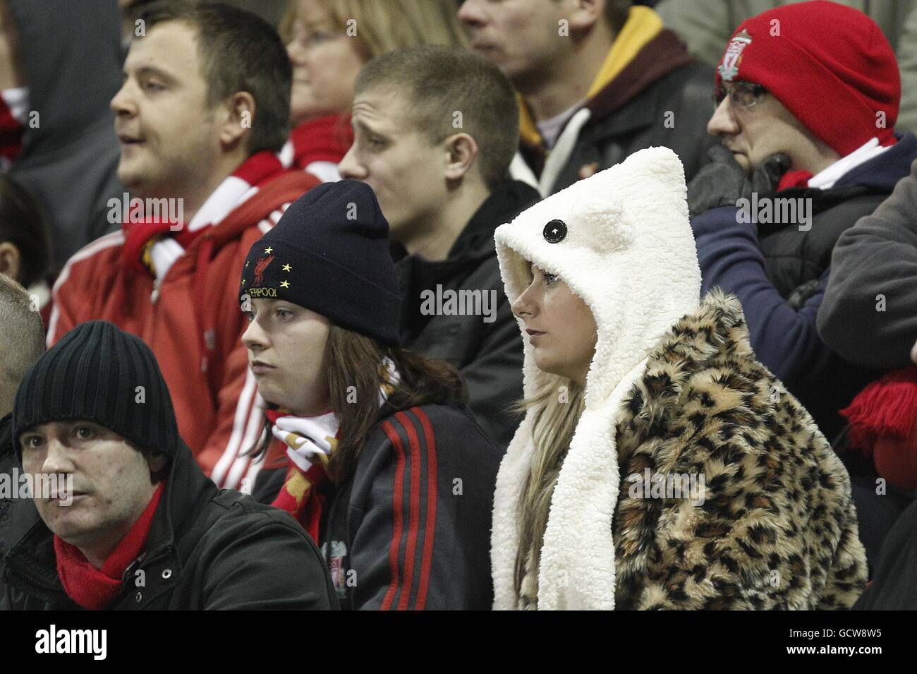 Anfield fans hi-res stock photography and images - Alamy