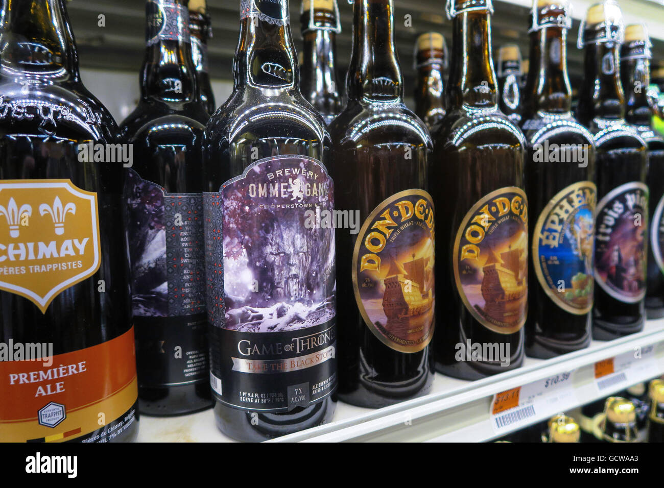 Craft Beer Section, Fairway Super Market, New York City, USA Stock ...