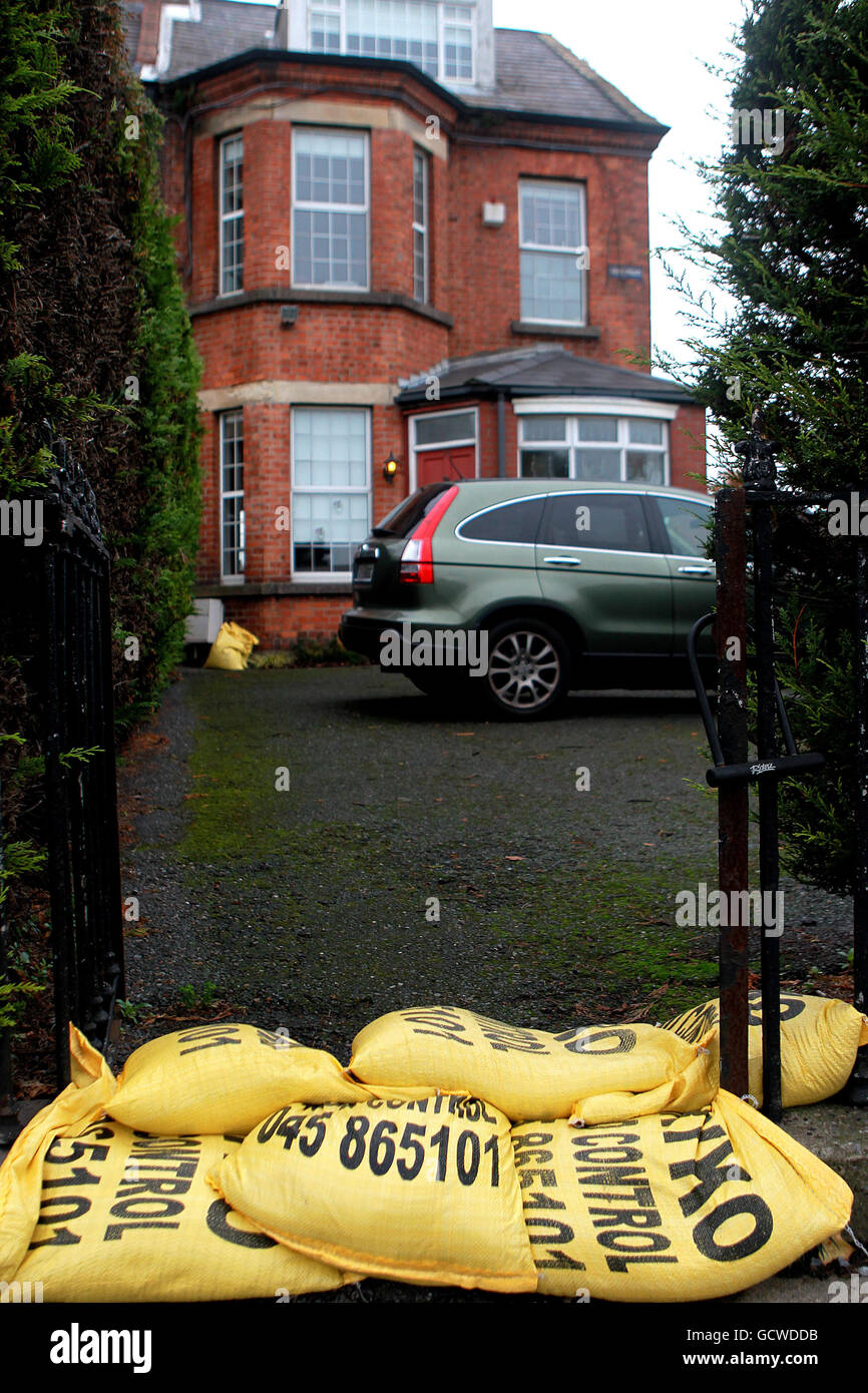 Irish weather warning Stock Photo - Alamy