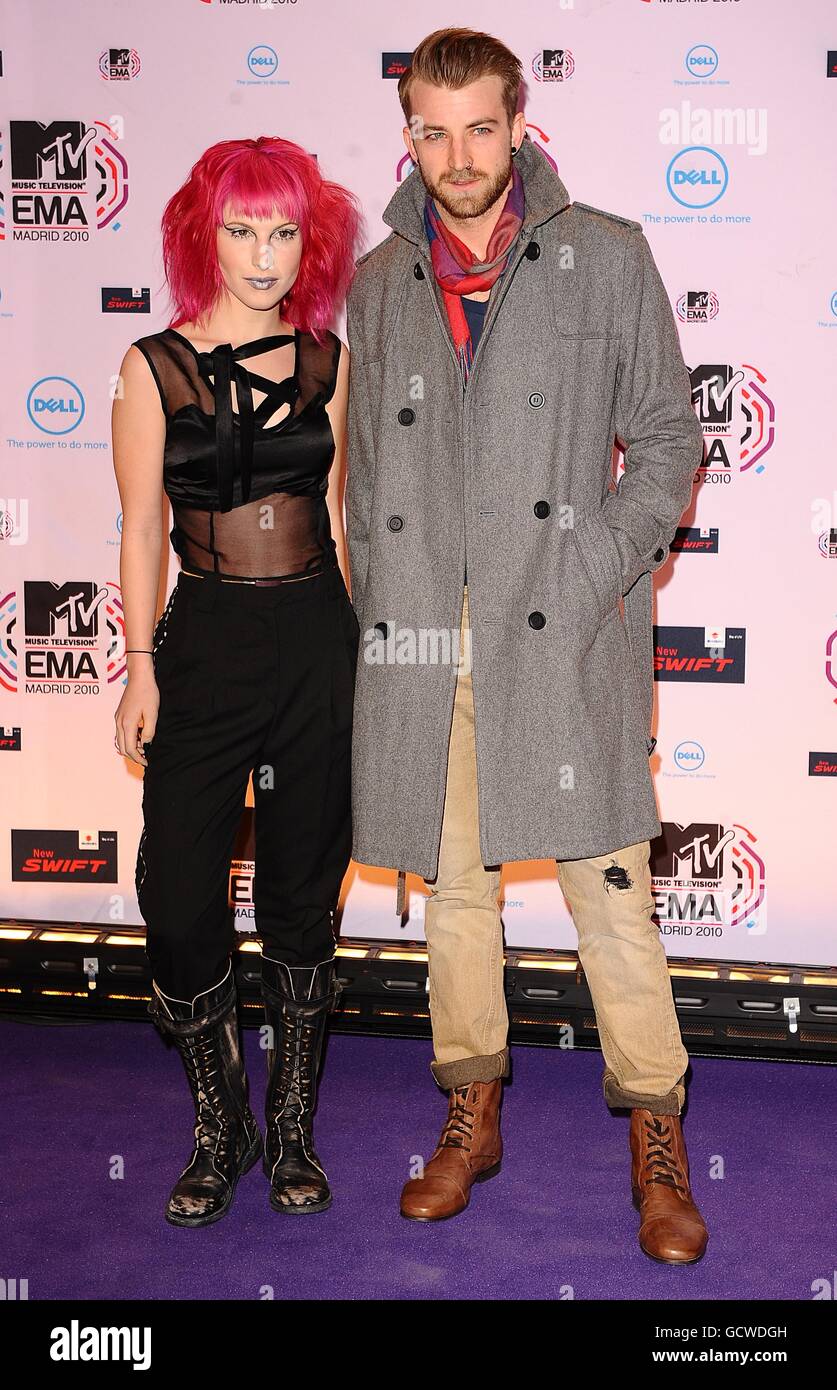 Hayley Williams and guest arriving for the 2010 MTV Europe Music Awards ...