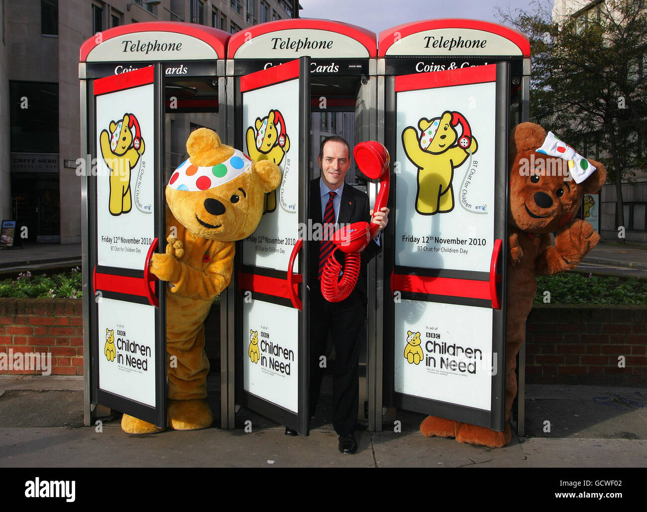 BT Chief Executive of BT Group PLC, Ian Livingston poses with Pudsey ...