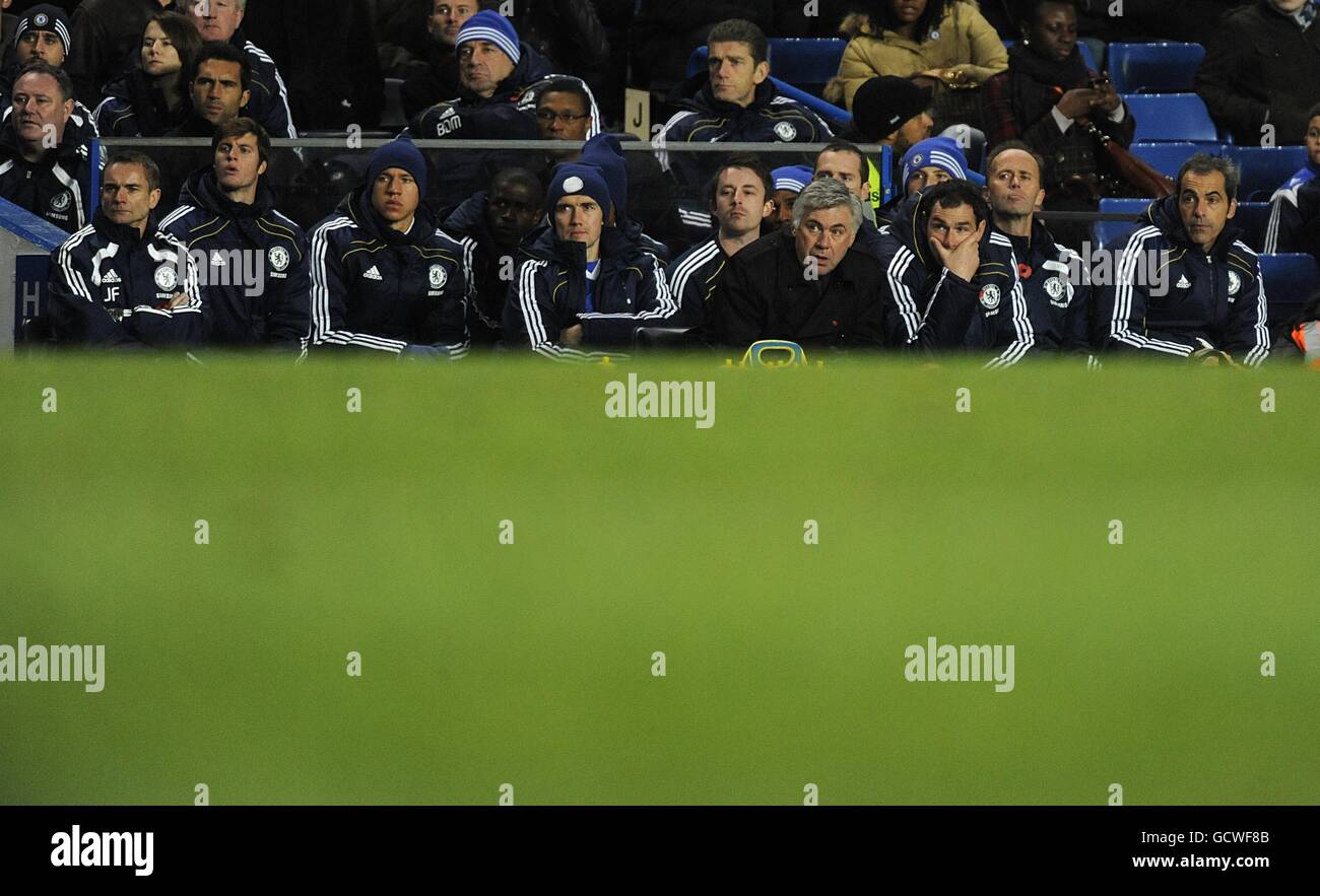 Football dug out bench datacoapplies hi-res stock photography and ...