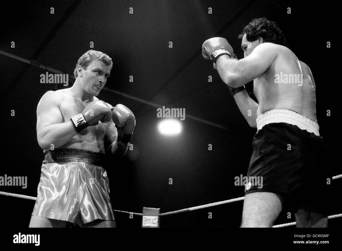 Joe bugner hi-res stock photography and images - Alamy